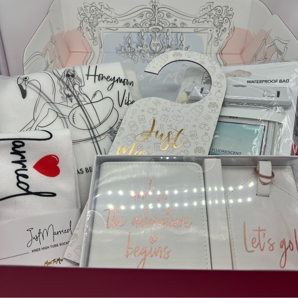 miss to mrs box | Party Supplies | Miss To Mrs Box Honeymoon | Poshmark
